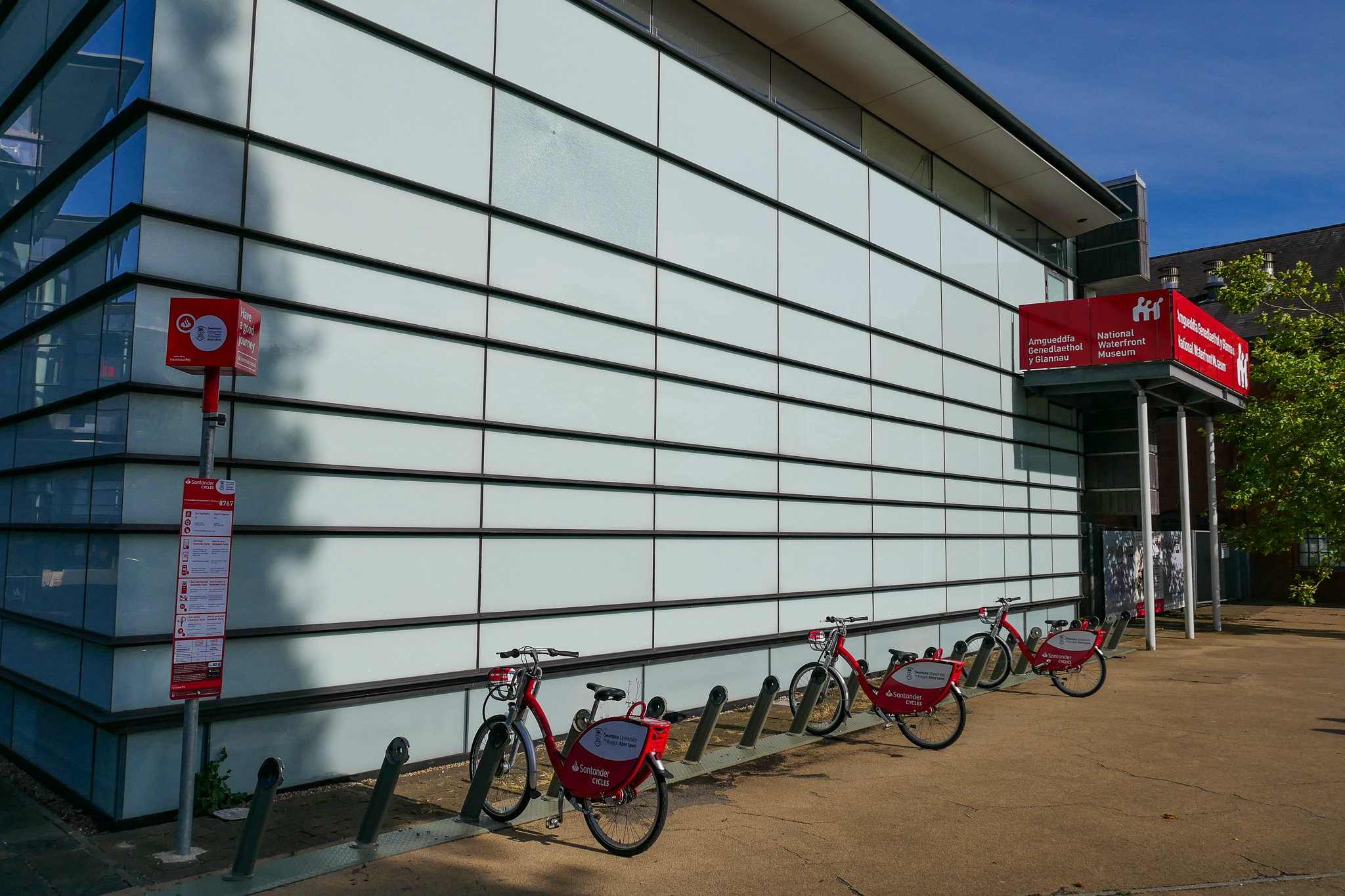 Santander Cycles – Waterfront Hub | Explore South Wales