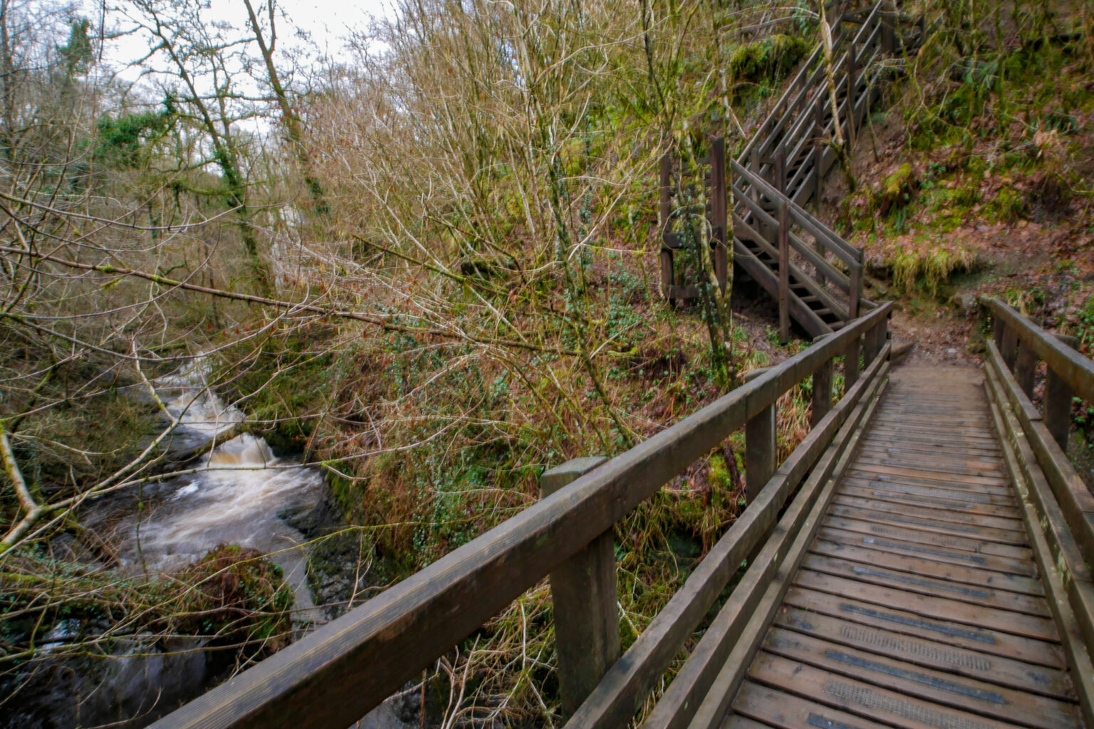 Henrhyd Falls - The Batcave | Explore South Wales