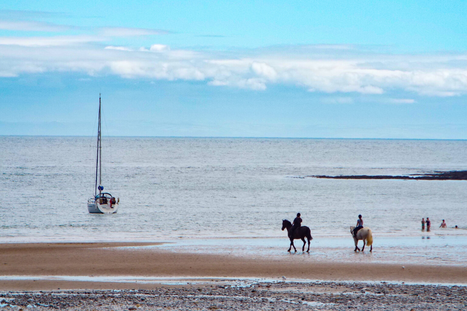 Pwll Du Beach | Explore South Wales